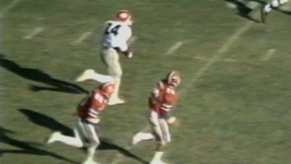 Lindsay Scott can't be touched - ESPN Video