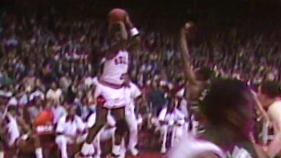 Flashback: Jordan hits game winner in his first home playoff game ...