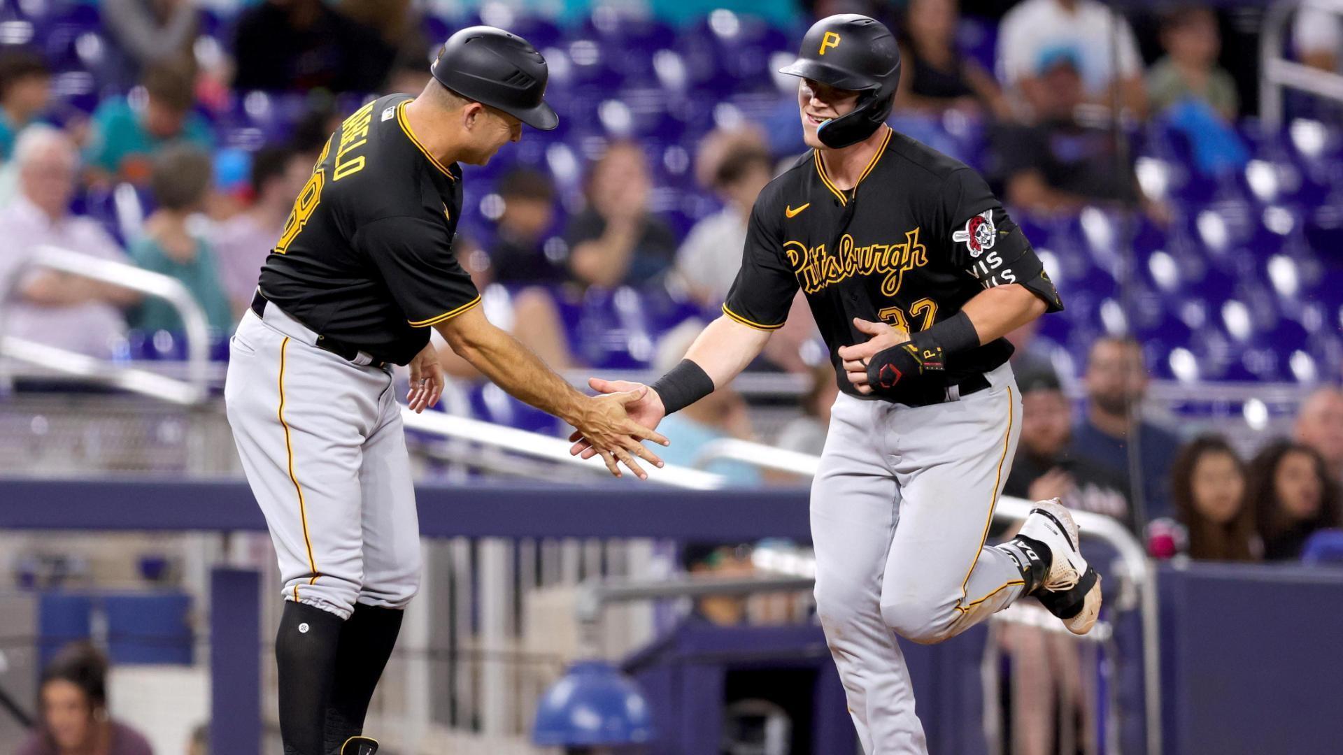 Henry Davis clobbers 1st MLB HR for the Pirates - Stream the Video ...