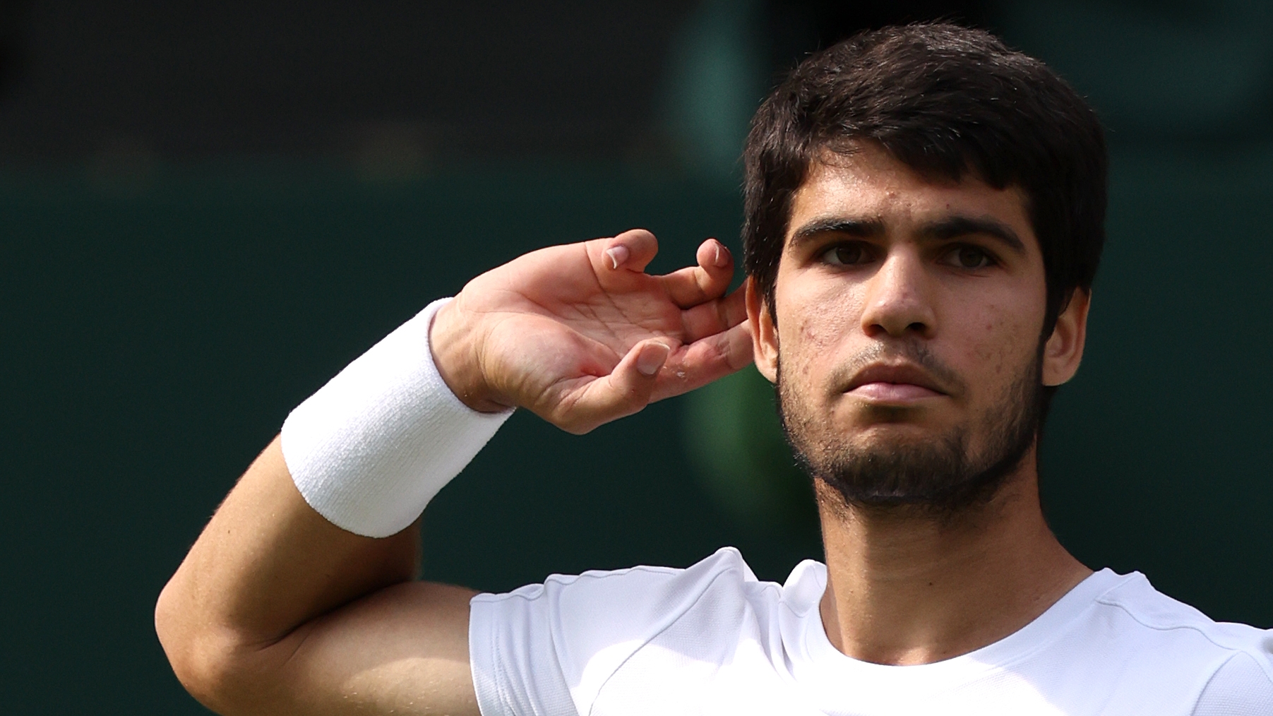 Alcaraz hits brilliant return to take the 2nd set - Stream the Video ...