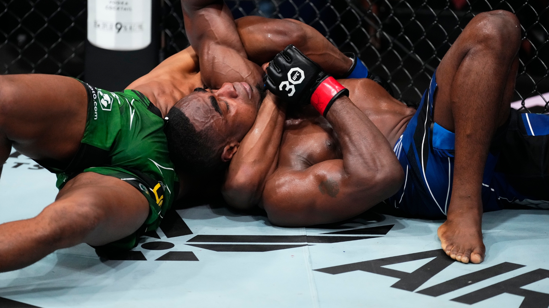 Carlston Harris puts Jeremiah Wells to sleep - Stream the Video - Watch ...