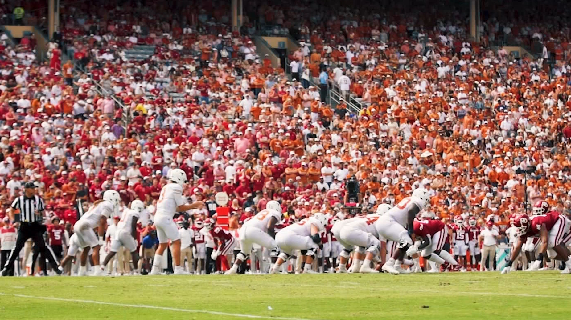 How Texas, Oklahoma fans draw a line in the stands for the Red River ...