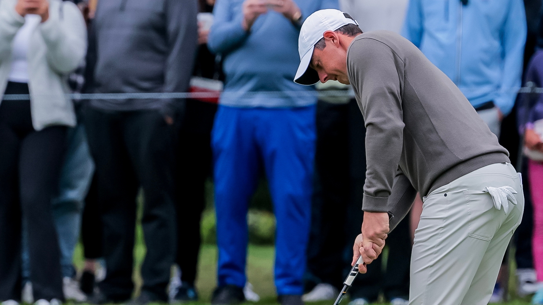 Rory McIlroy opens Round 3 with back-to-back birdies - Stream the Video ...