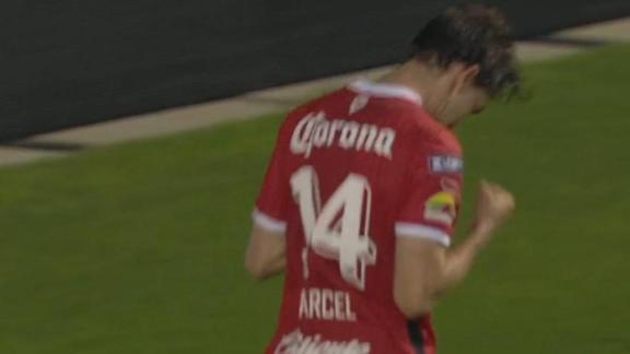 Marcel Ruiz's brace leads Toluca to win over Chicago - ESPN Video