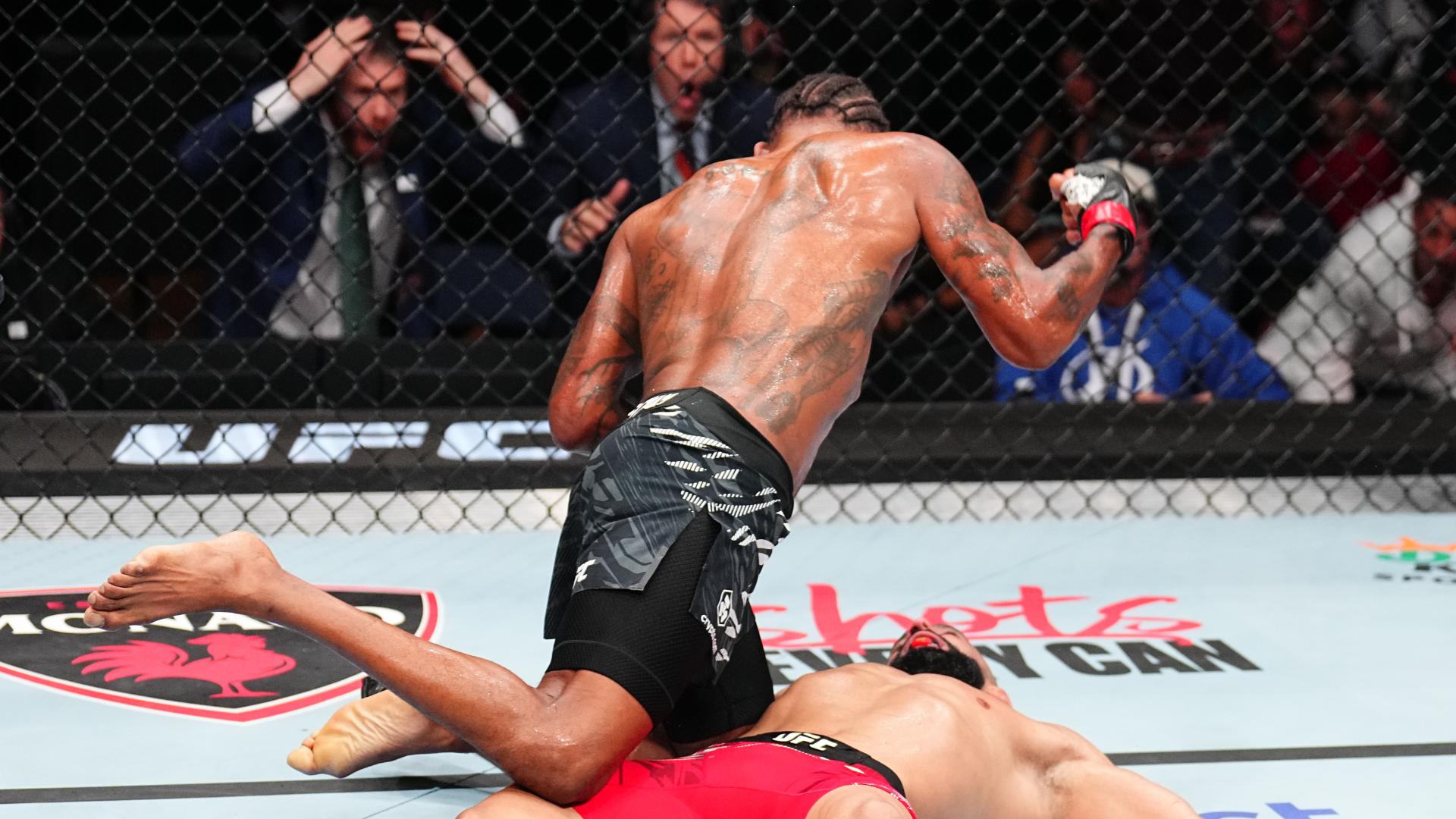 michael johnson body