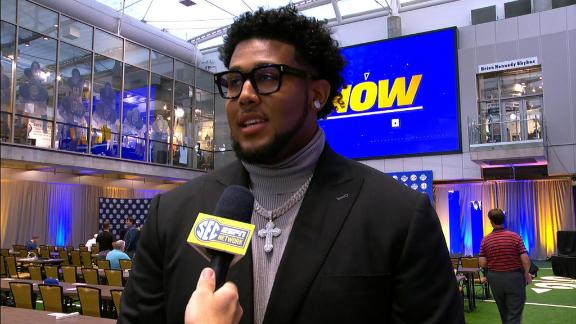 Standout lineman Kadyn Proctor grateful to represent the Tide - ESPN Video