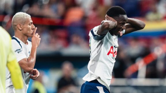 Sarr's brilliant long-range goal gives Tottenham win vs. Arsenal - ESPN ...