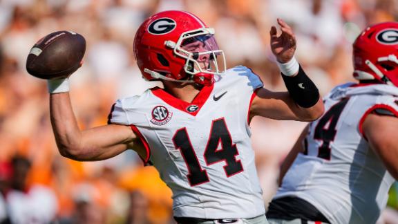 Highlight: Josh McCray runs No. 6 Georgia past No. 15 Tennessee - ESPN ...