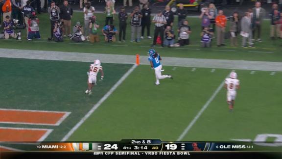 Ole Miss takes the lead on Dae'Quan Wright's TD and 2-point conversion ...